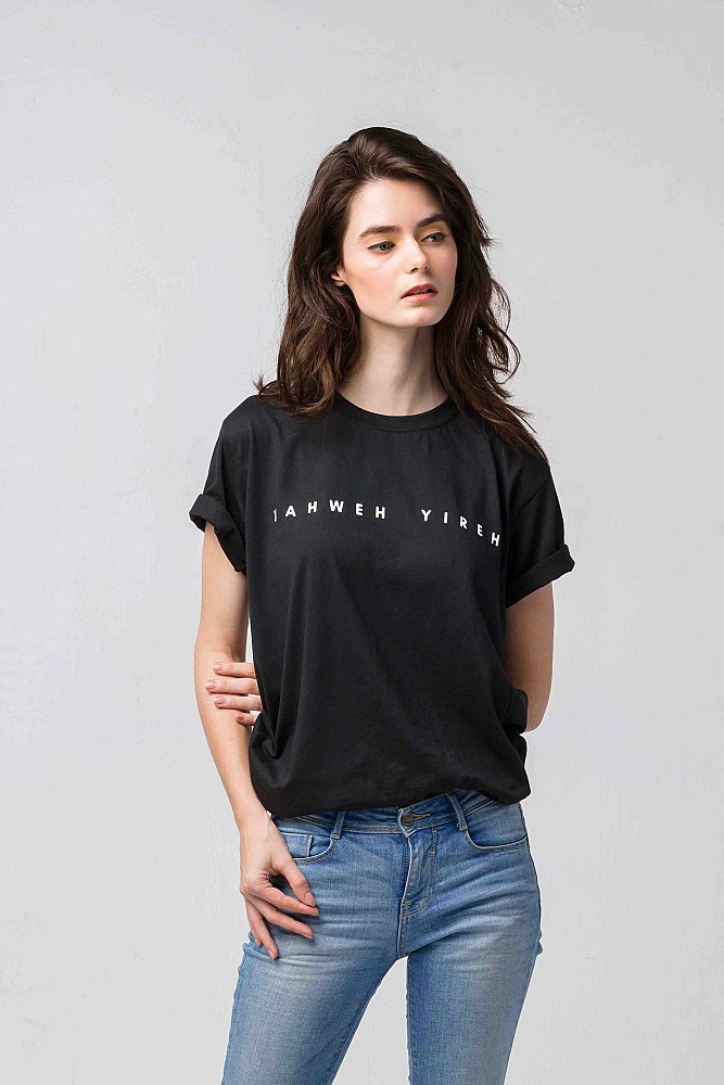 Les t-shirts techno : un phénomène de mode incontournable